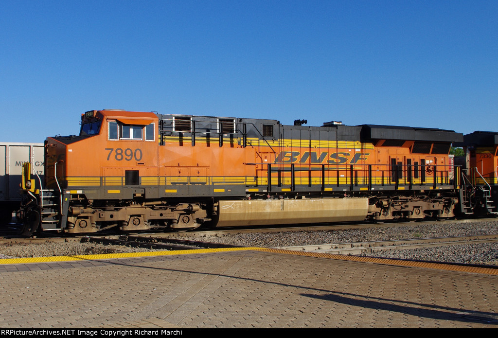 BNSF 7890
